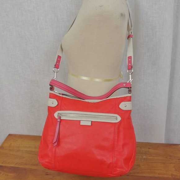 Coach | Bags | Coach Daisy Spectator Crossbody Leather Purse Creed No ...